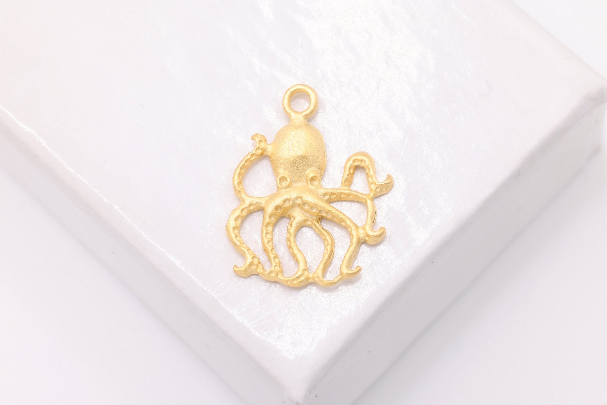 Wholesale Charms - Matte Vermeil Gold Octopus Charm- 18k gold Plated ...